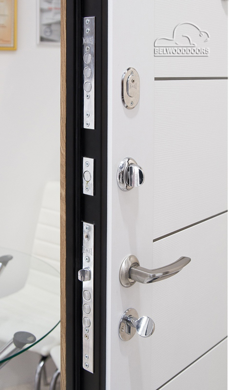 Входная металлическая дверь венге Модель 02 Belwooddoors